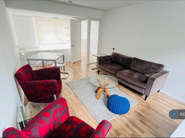 1 bedroom maisonette to rent