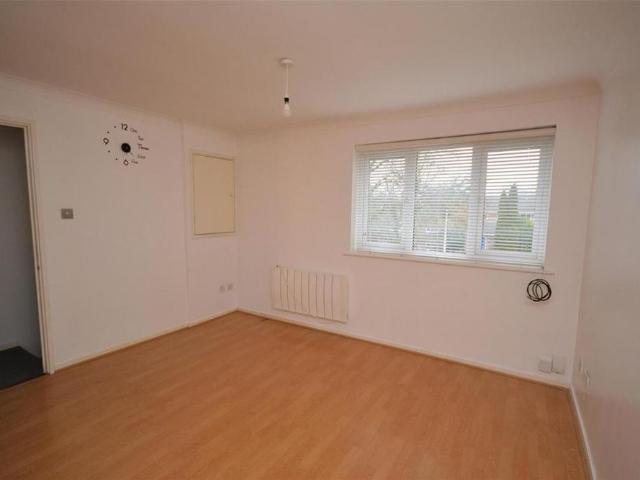 1 bedroom maisonette to rent