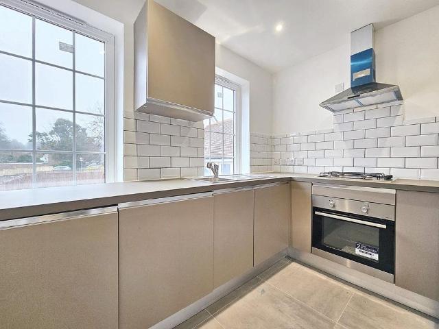 1 bedroom maisonette to rent