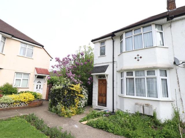 1 bedroom maisonette to rent