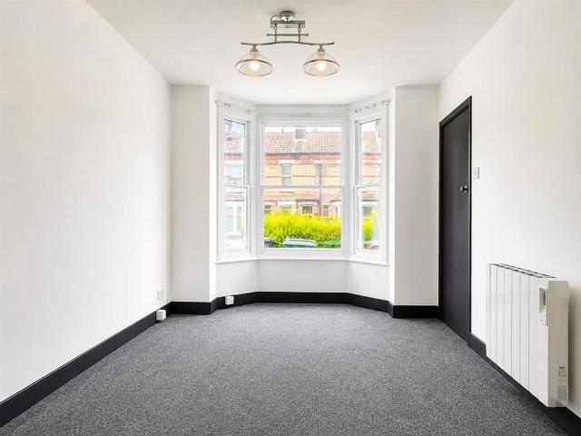 1 bedroom maisonette to rent