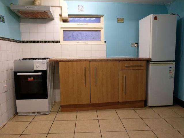 1 bedroom maisonette to rent