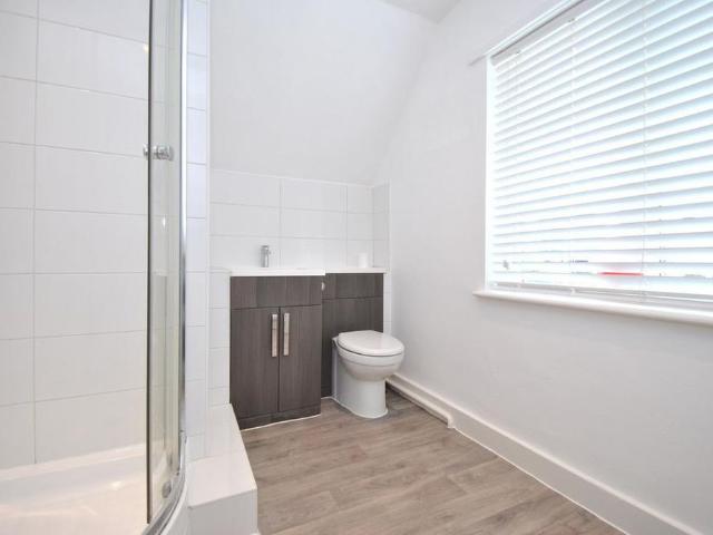 1 bedroom maisonette to rent