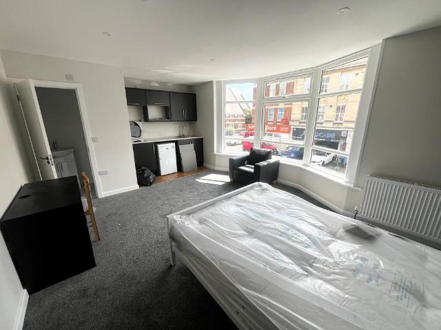 1 bedroom maisonette to rent