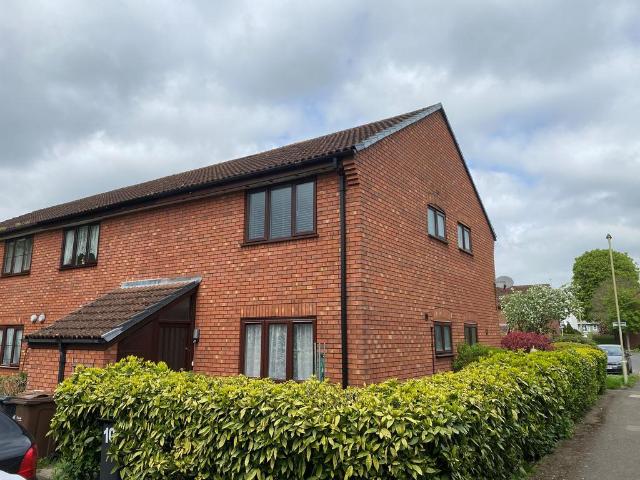1 bedroom maisonette to rent