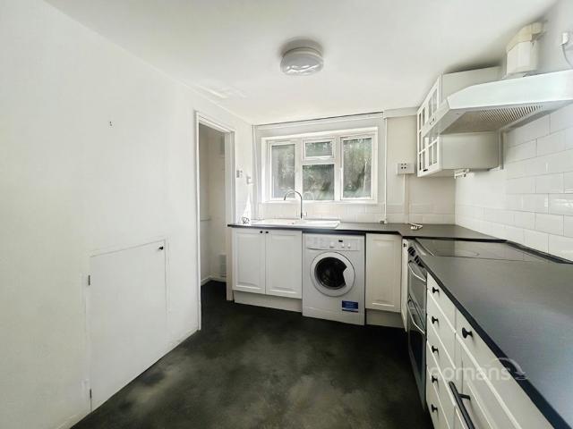 1 bedroom maisonette to rent