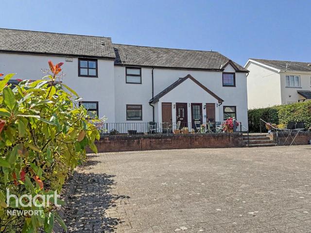 1 bedroom maisonette to rent