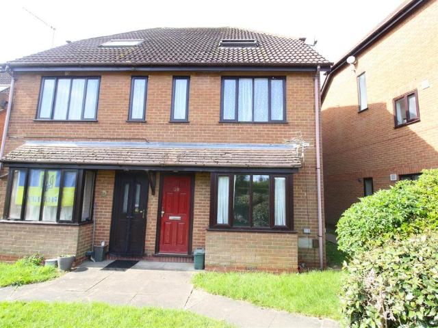 1 bedroom maisonette to rent