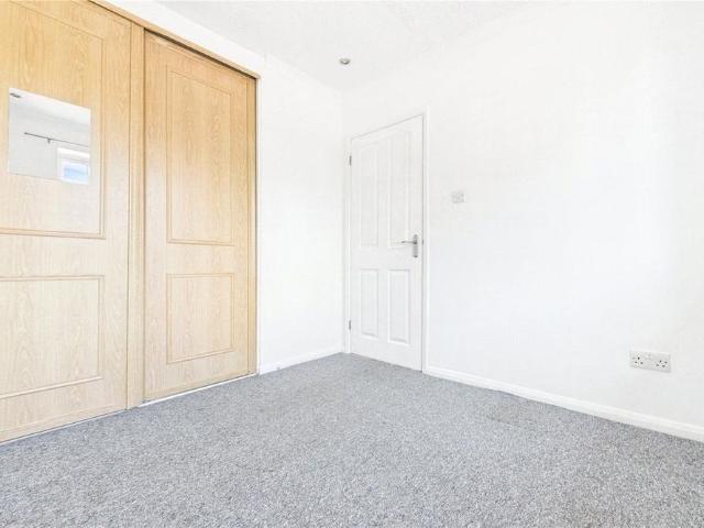1 bedroom maisonette to rent