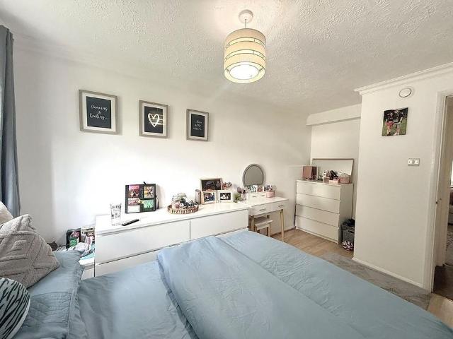 1 bedroom maisonette to rent