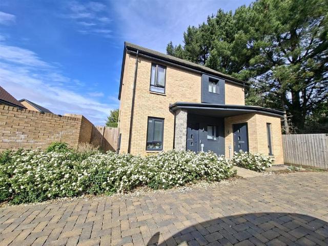 1 bedroom maisonette to rent