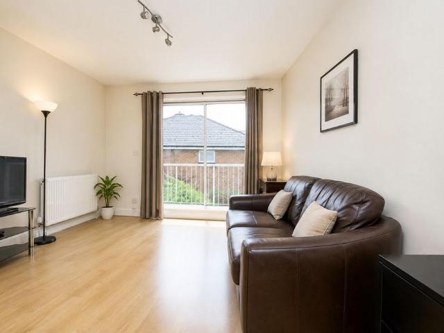 1 bedroom maisonette to rent
