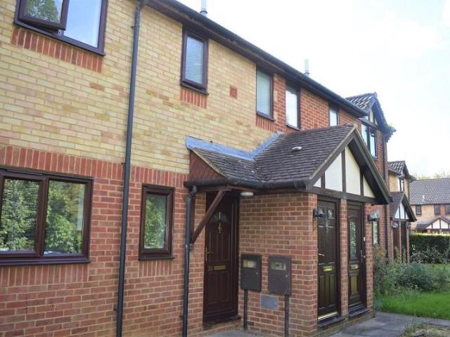 1 bedroom maisonette to rent