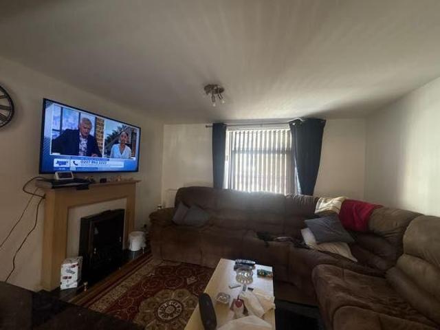 1 bedroom maisonette to rent