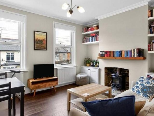 1 bedroom maisonette to rent