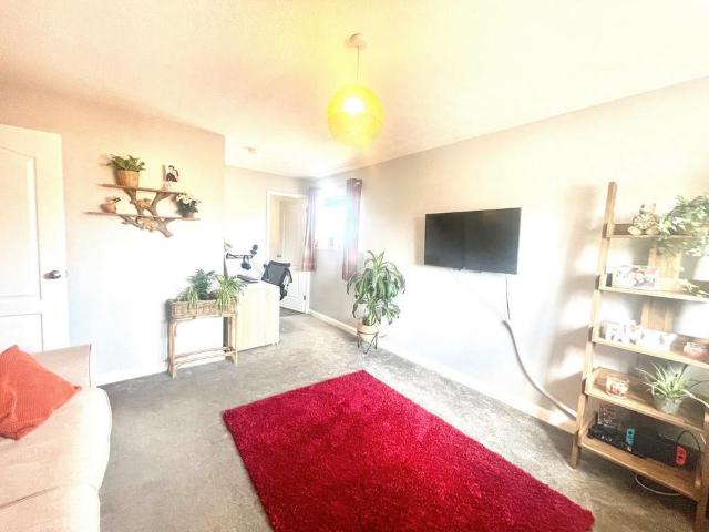 1 bedroom maisonette to rent