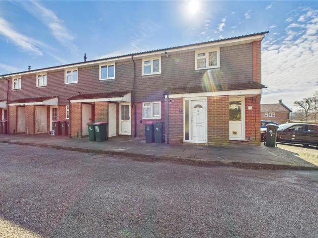 1 bedroom maisonette to rent