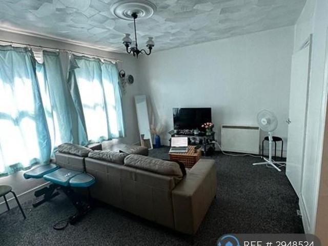 1 bedroom maisonette to rent