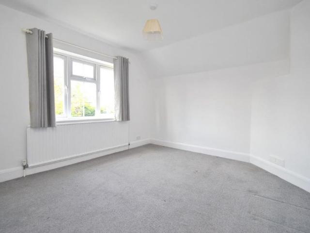 1 bedroom maisonette to rent
