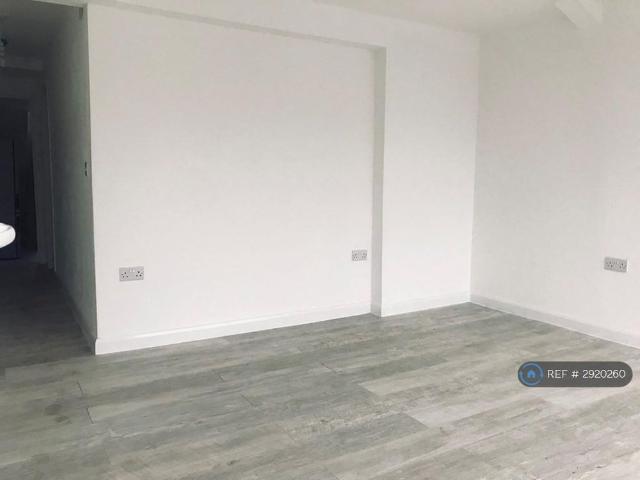 1 bedroom maisonette to rent