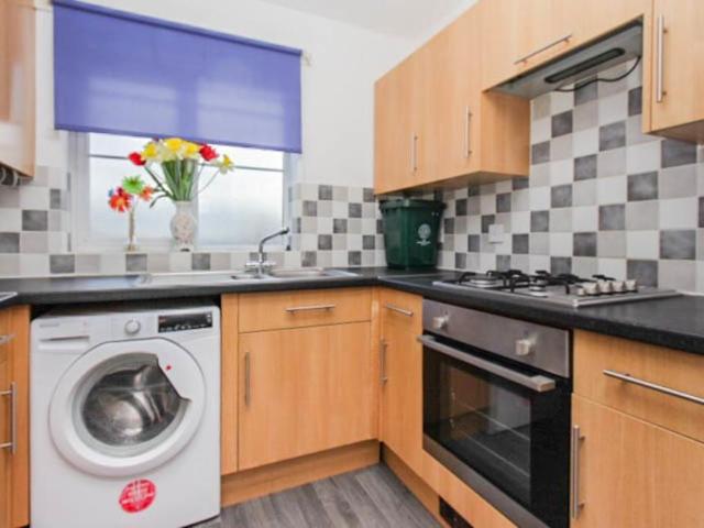 1 bedroom maisonette to rent
