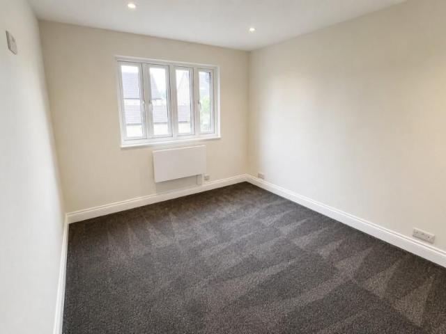 1 bedroom maisonette to rent