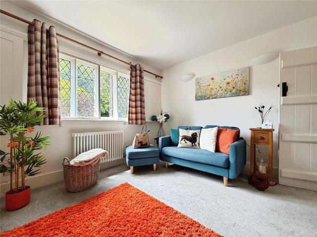 1 bedroom maisonette to rent