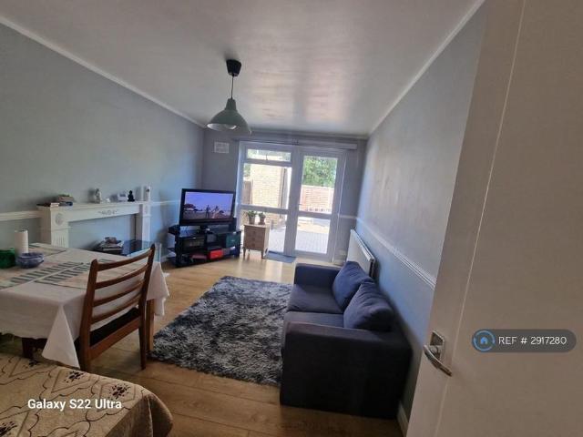 1 bedroom maisonette to rent
