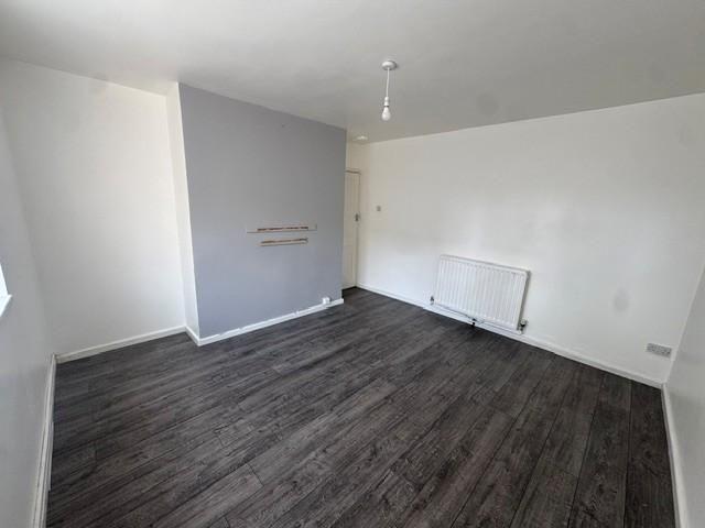 1 bedroom maisonette to rent