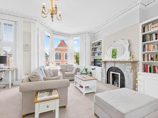 1 bedroom maisonette to rent