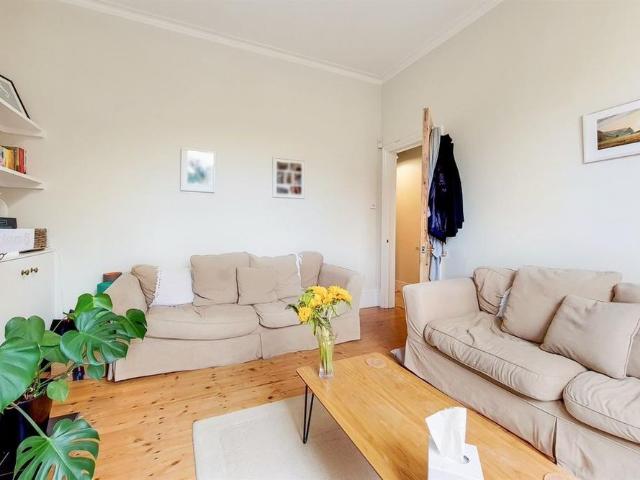 1 bedroom maisonette to rent