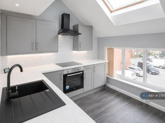 1 bedroom maisonette to rent