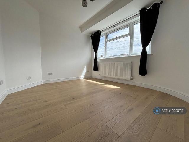 1 bedroom maisonette to rent