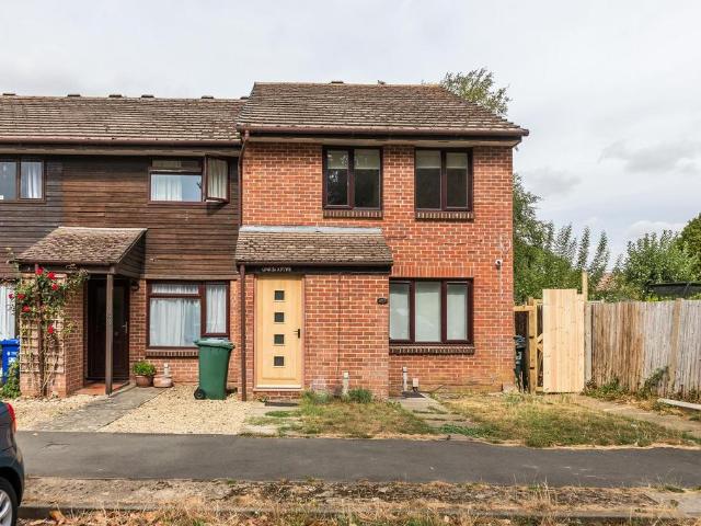 1 bedroom maisonette to rent