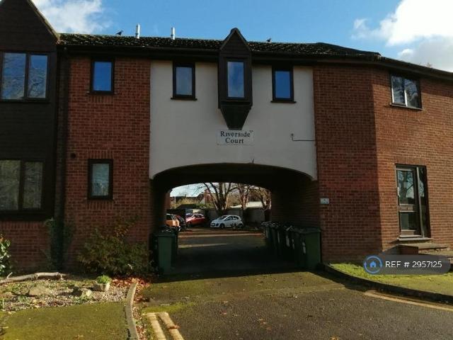 1 bedroom maisonette to rent