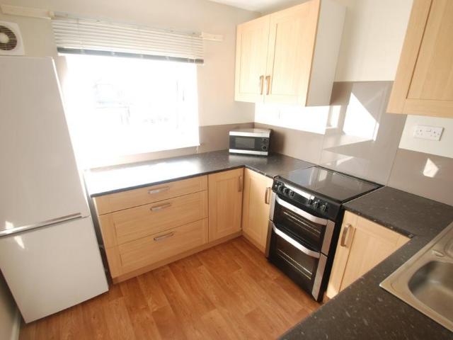 1 bedroom maisonette to rent