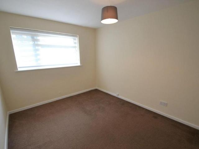 1 bedroom maisonette to rent