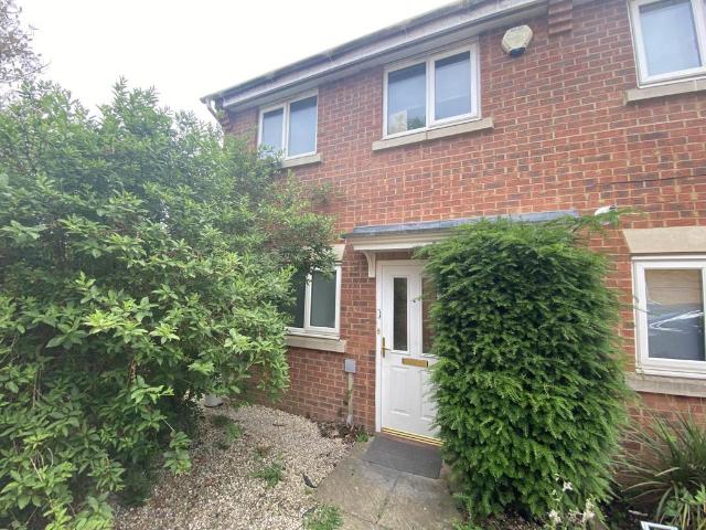 1 bedroom maisonette to rent