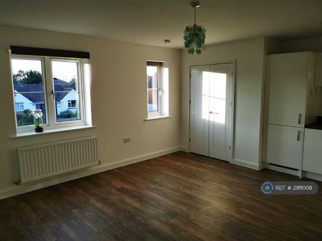 1 bedroom maisonette to rent
