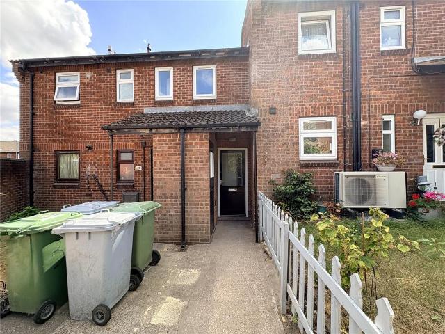 1 bedroom maisonette to rent