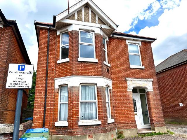 1 bedroom maisonette to rent