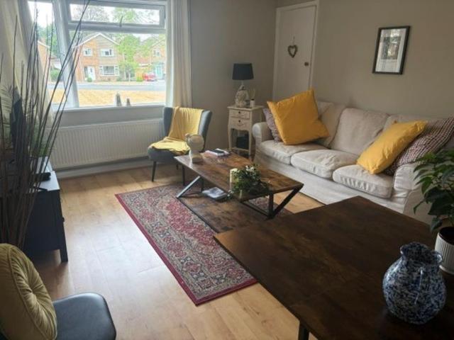 1 bedroom maisonette to rent