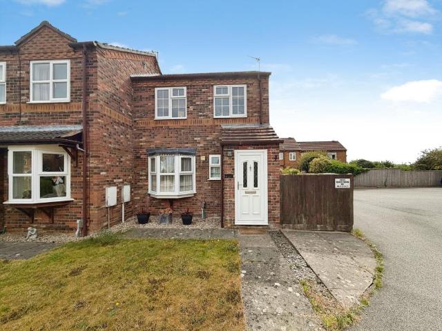 1 bedroom maisonette for sale