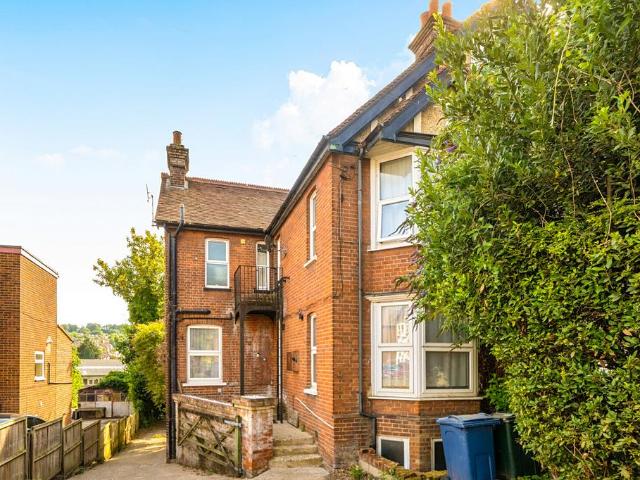 1 bedroom maisonette for sale