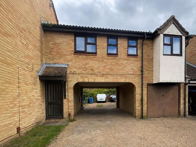1 bedroom maisonette for sale