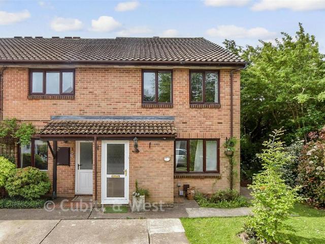 1 bedroom maisonette for sale