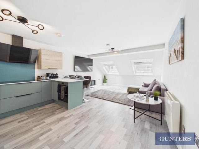 1 bedroom maisonette for sale