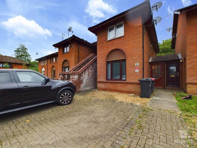 1 bedroom maisonette for sale