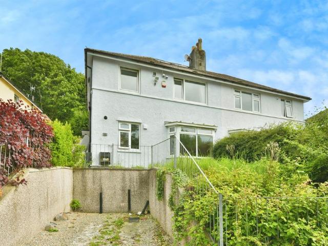 1 bedroom maisonette for sale