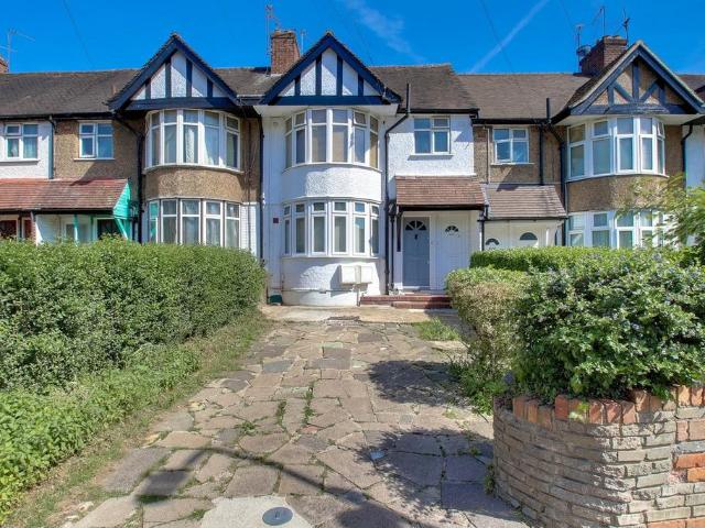 1 bedroom maisonette for sale